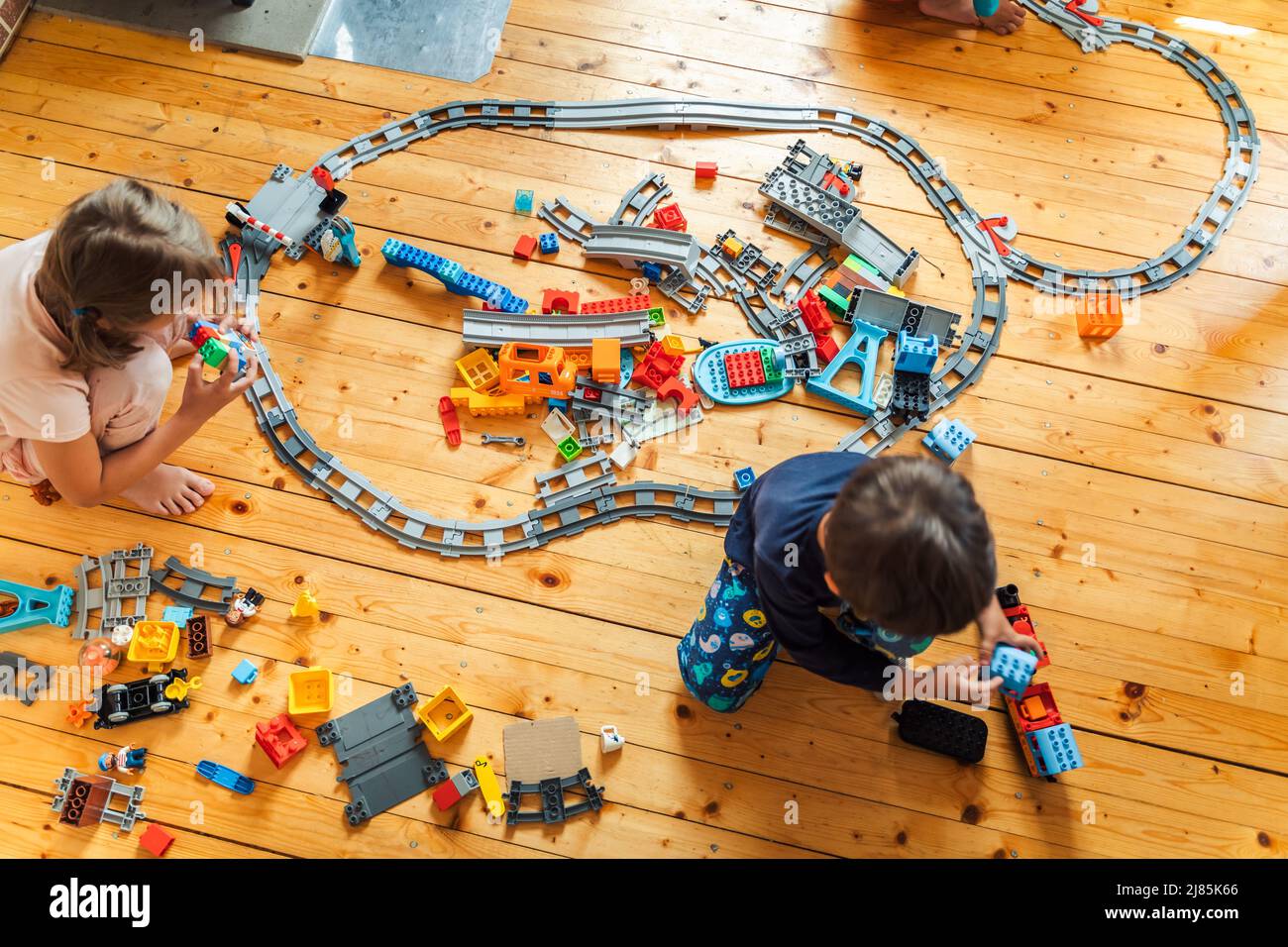 Little motor lego hi-res stock photography and images - Alamy