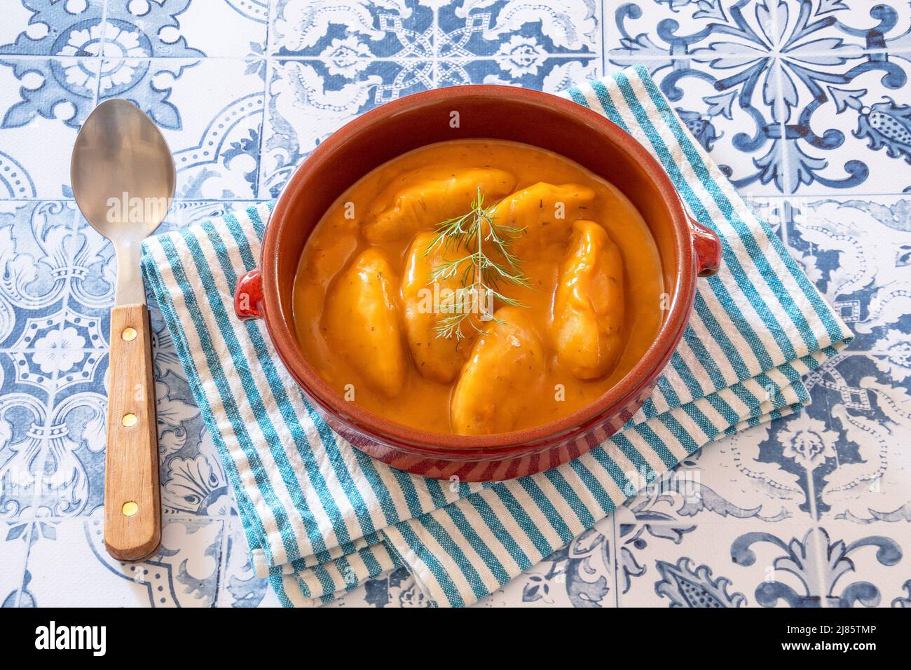 Fish quenelle hi-res stock photography and images - Alamy