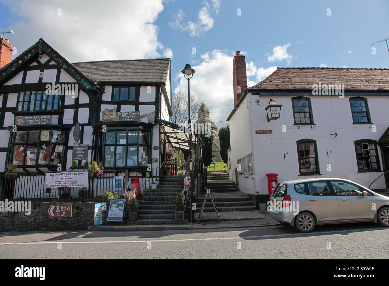 Village herefordshire hi-res stock photography and images - Alamy
