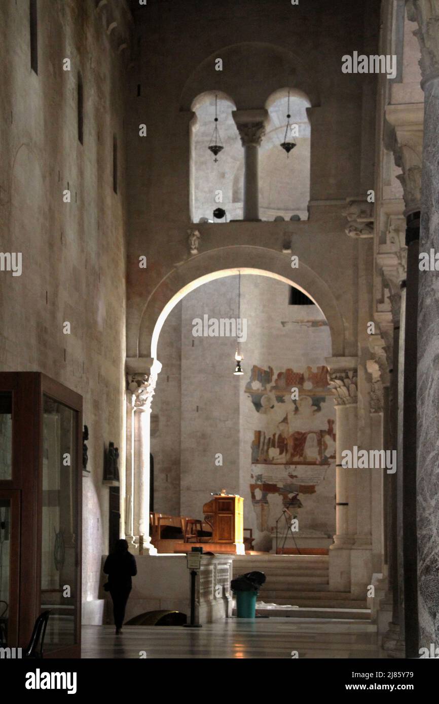 Bari, Italy. Beautiful interior of the Bari Cathedral (12th century ...