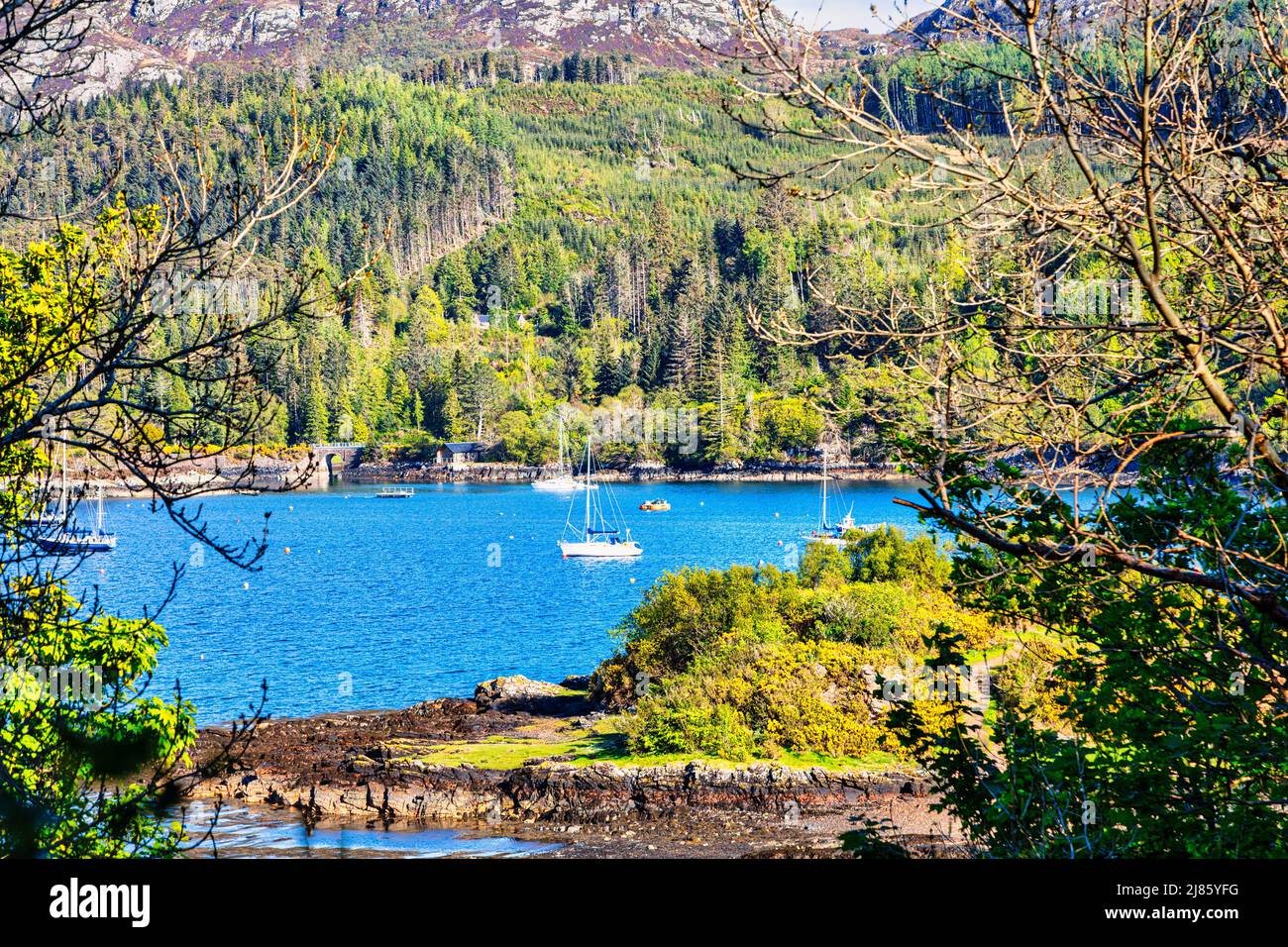 The picturesque Highland village of Plockton,The Jewel of the Highlands ...