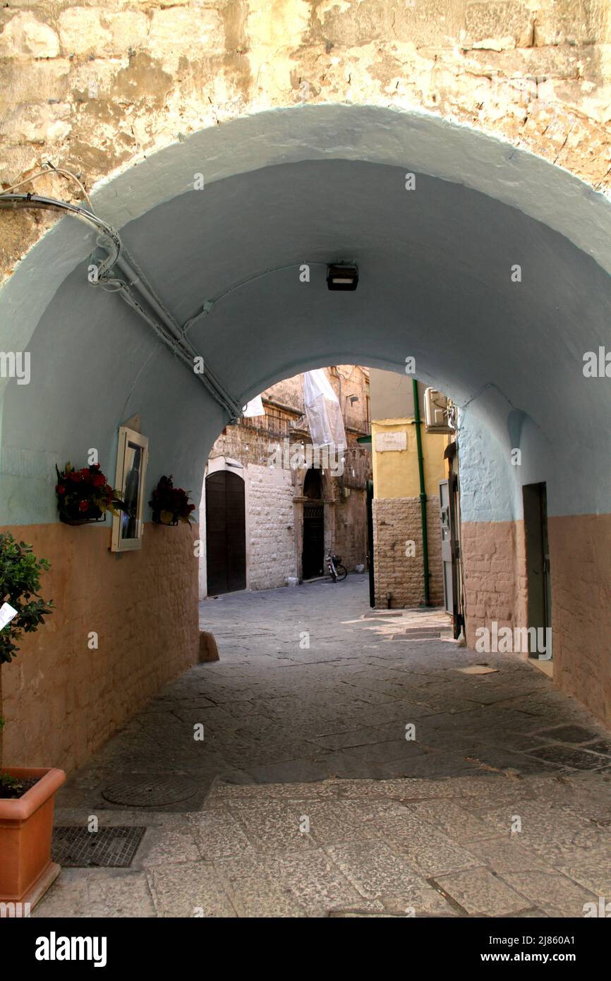 Tunnel center under construction hi-res stock photography and images ...