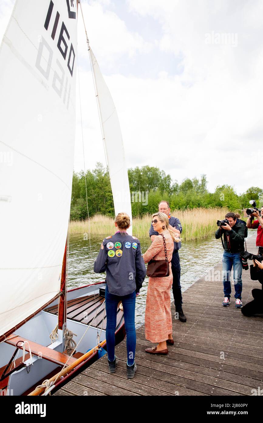 Queen Maxima visiting the water scouts at Zeewolde scouting estate ...