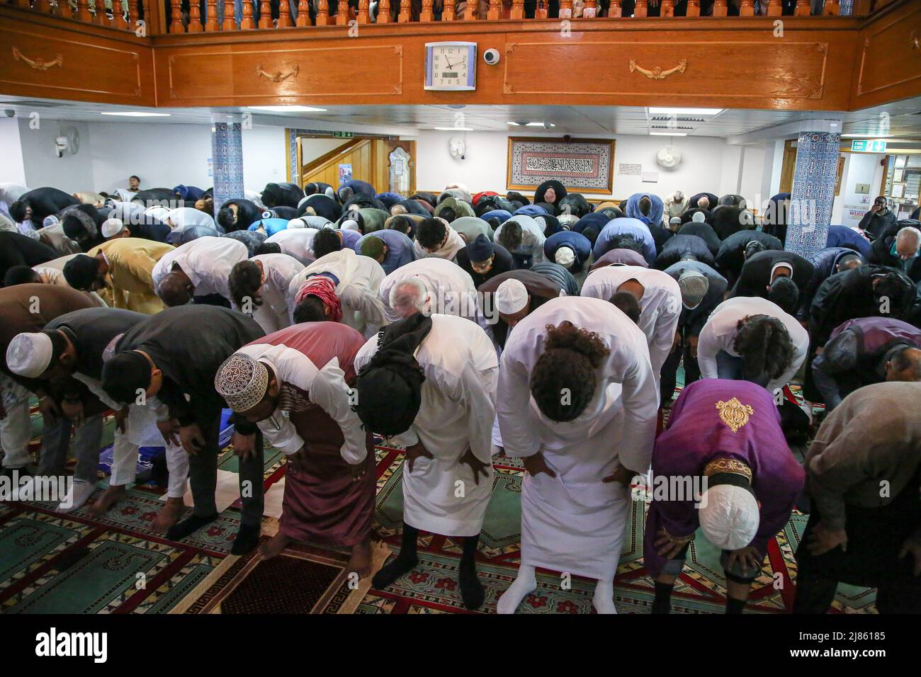 Muslims offer morning prayers at a mosque Stock Photo - Alamy
