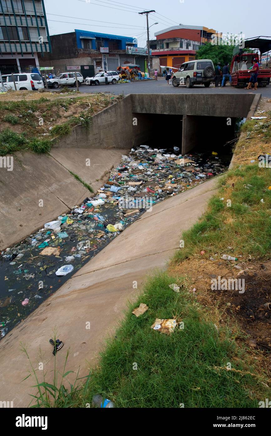 Bolivia pollution hi-res stock photography and images - Alamy