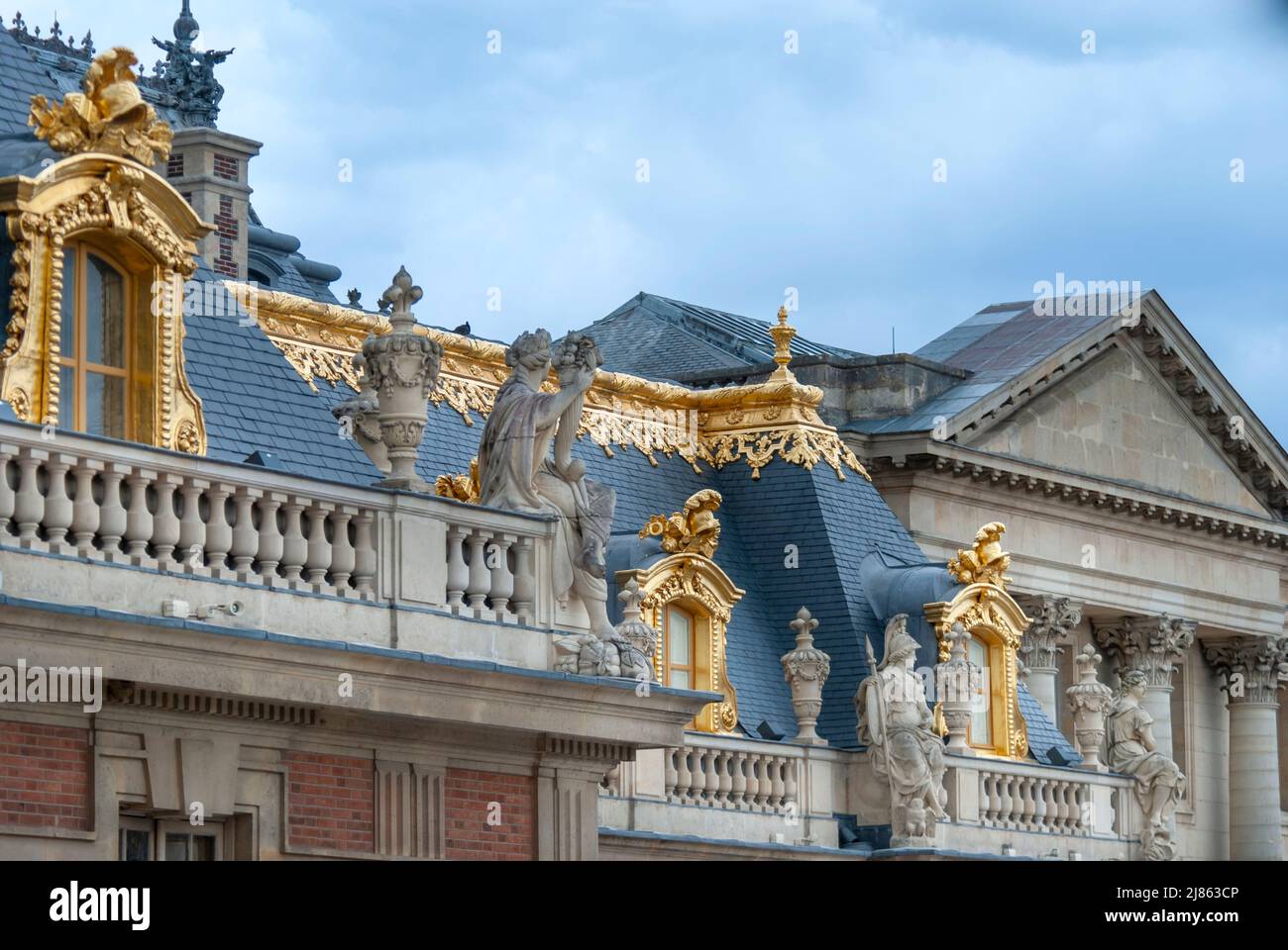Gilded roof decoration of Versailles Palace Stock Photo - Alamy