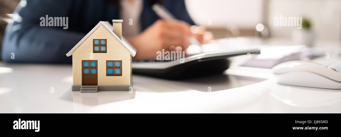 Real estate assets hi-res stock photography and images - Alamy