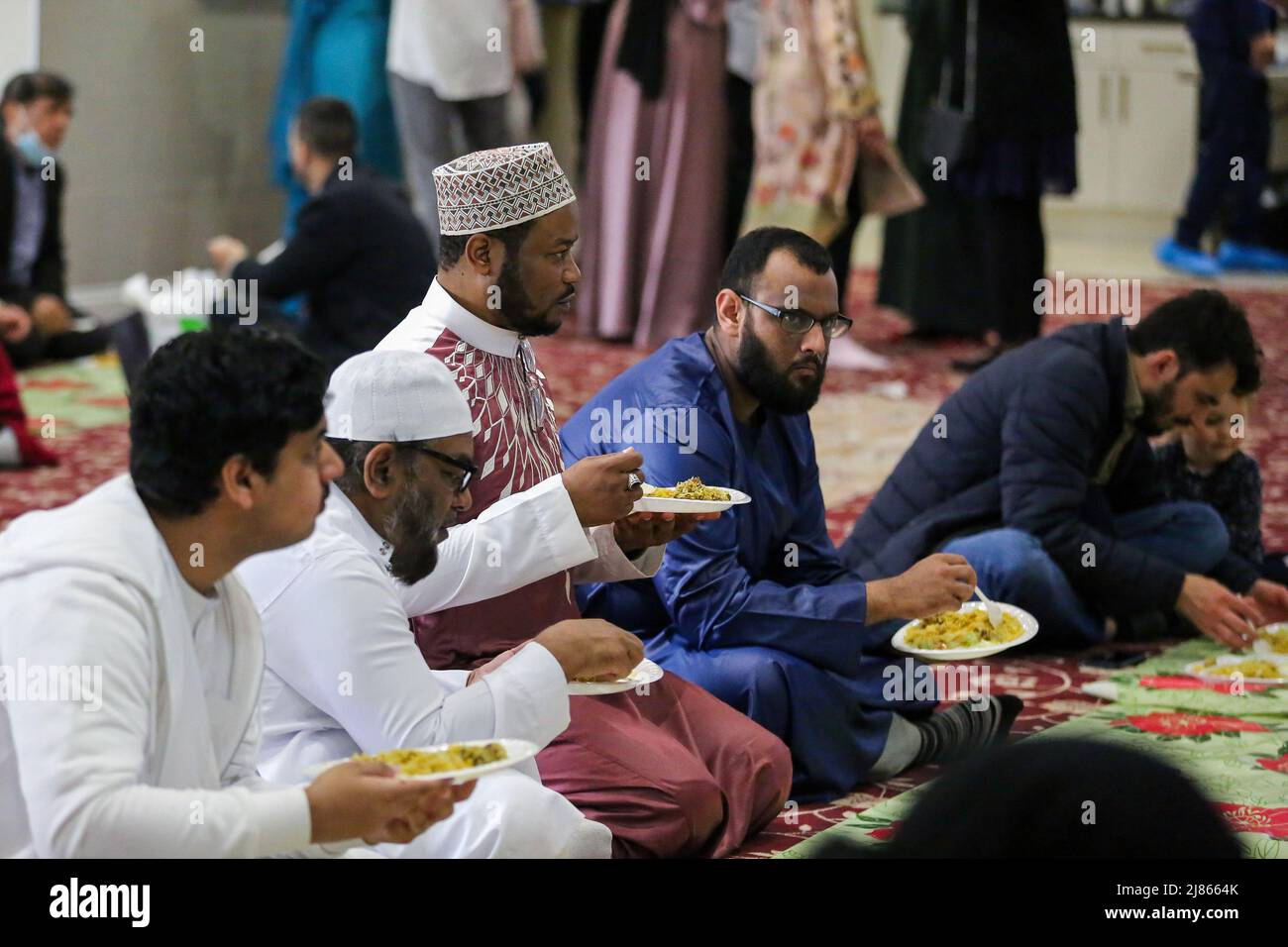 2022 london muslim mosque hi-res stock photography and images - Alamy