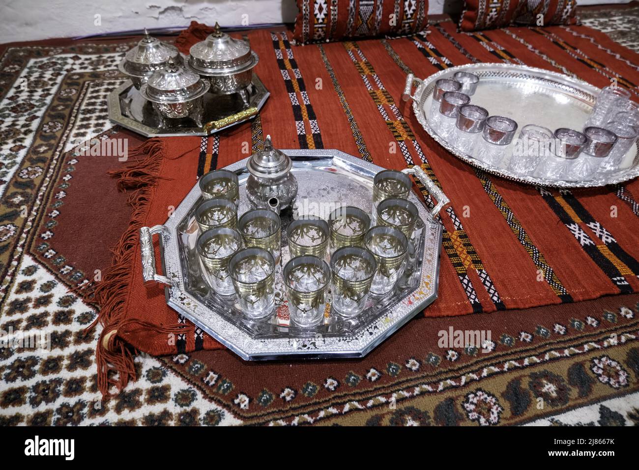 Arab tea cups in tea, hospitality and commerce Stock Photo - Alamy