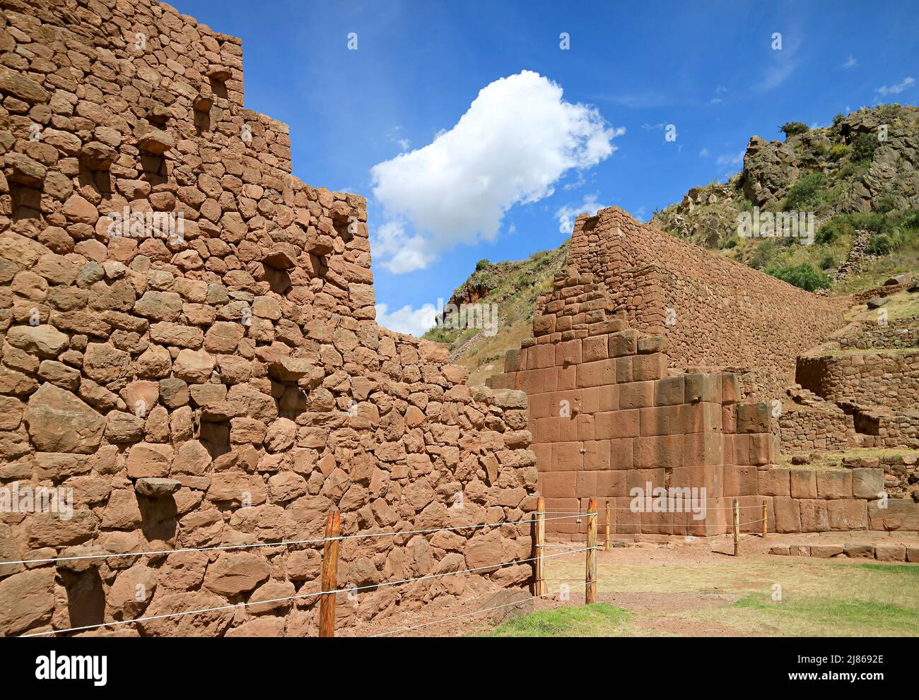 Huari peru hi-res stock photography and images - Alamy