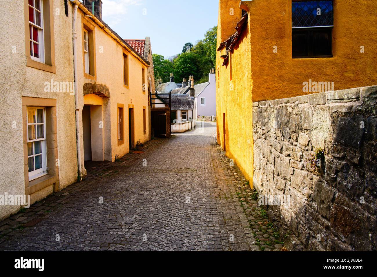 Culross buildings hi-res stock photography and images - Alamy