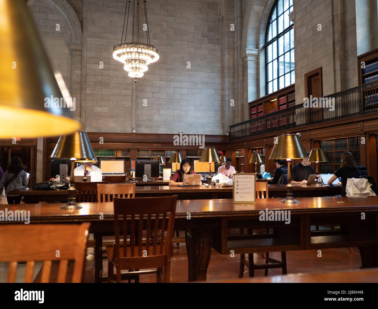 Image of the Bill Blass Public Catalog Room in the New York Public ...