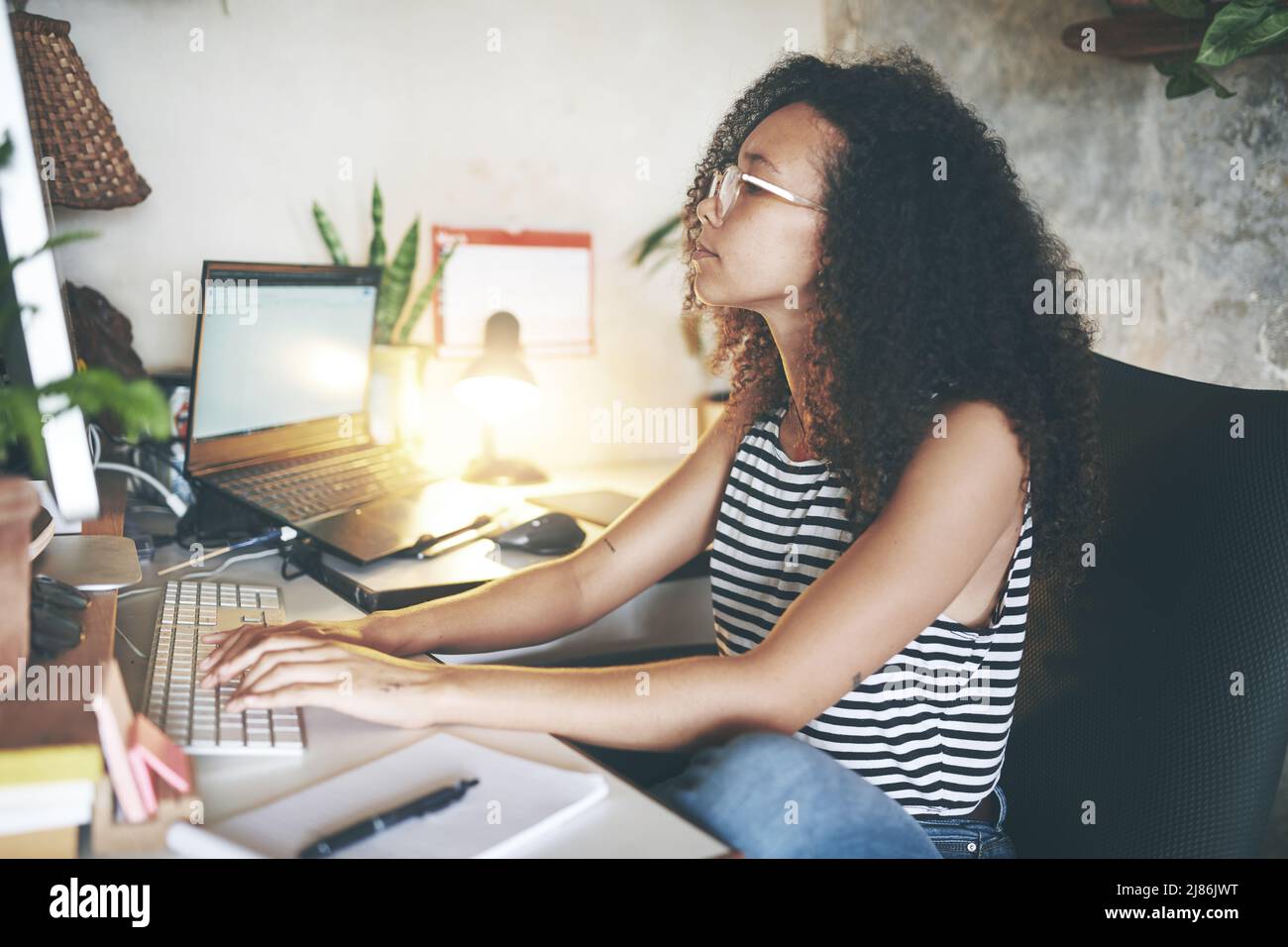 Good job black woman hi-res stock photography and images - Alamy