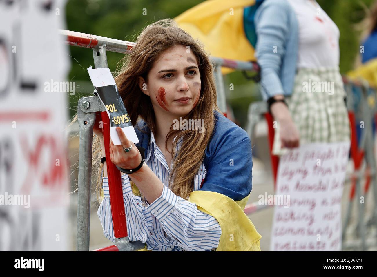 Berlin, Germany. 13th May, 2022. People from Ukraine have smeared ...