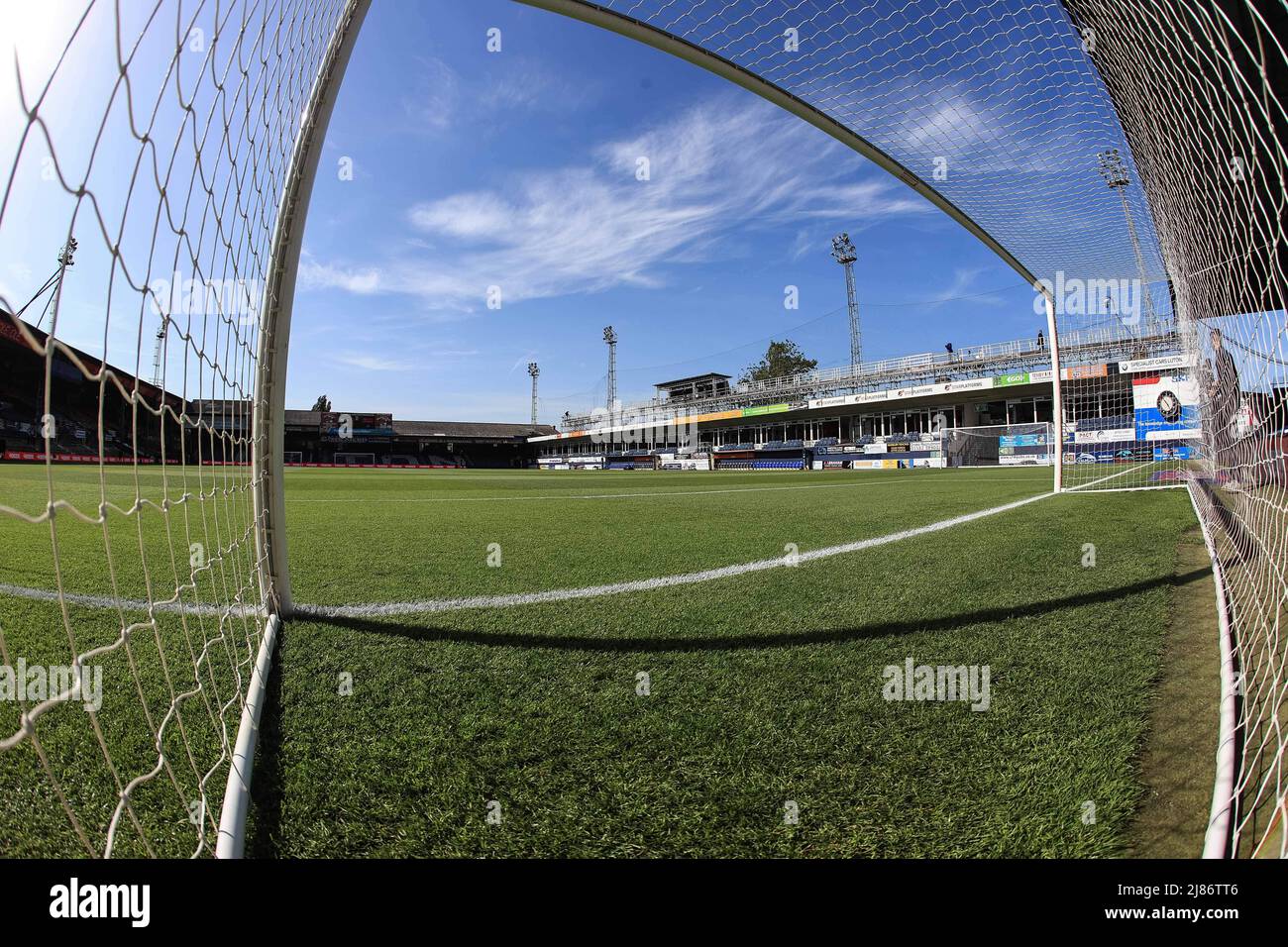 A general view of Kenilworth Road Stock Photo - Alamy
