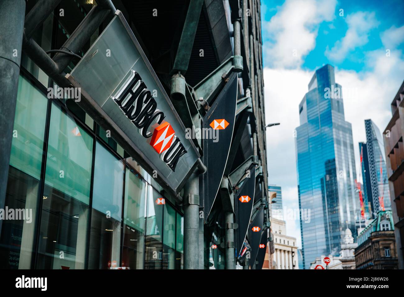 HSBC Branch with TwentyTwo and Leadenhall Building, London Stock Photo ...
