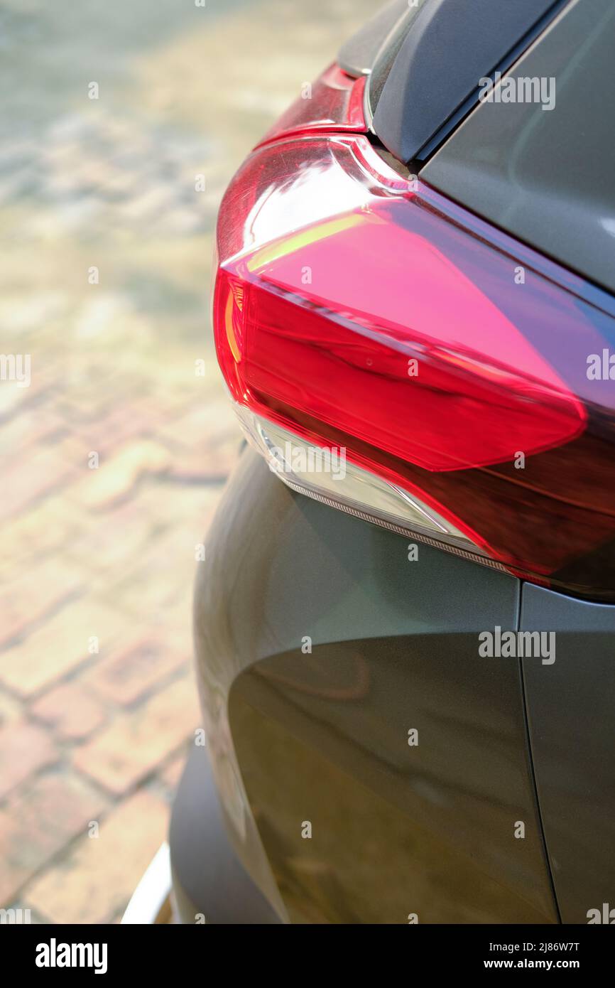 Suv elegance hi-res stock photography and images - Alamy