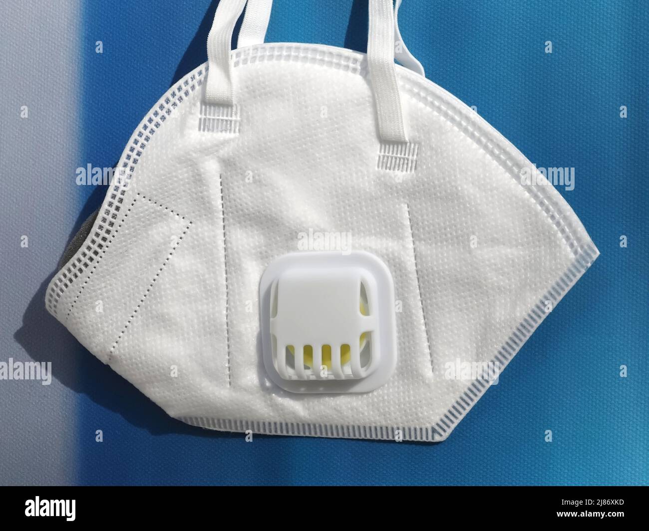 Valve ffp2 hi-res stock photography and images - Alamy