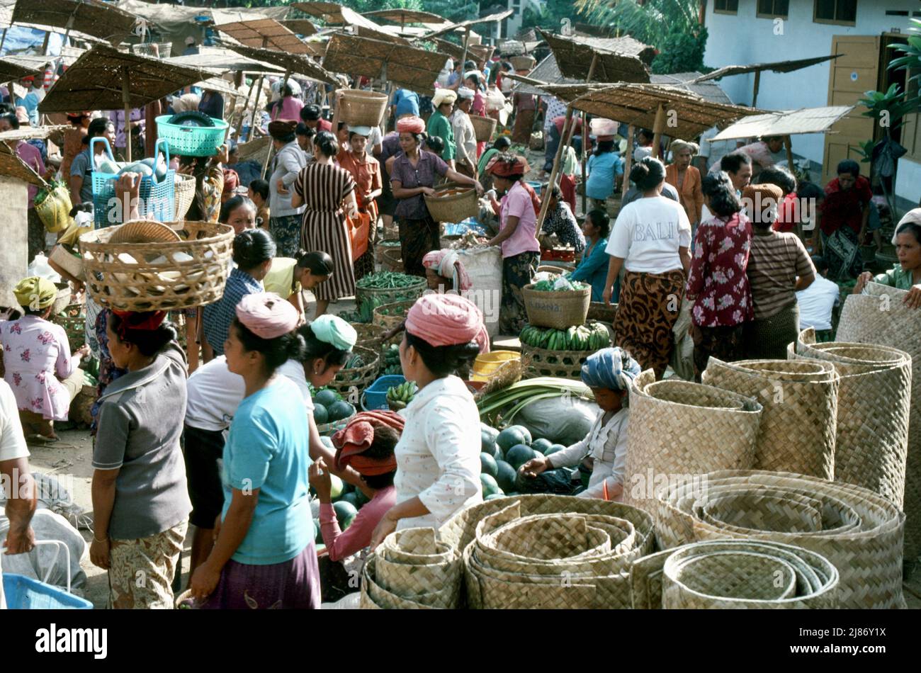 Market in Ubud, Bali 1984 Stock Photo - Alamy