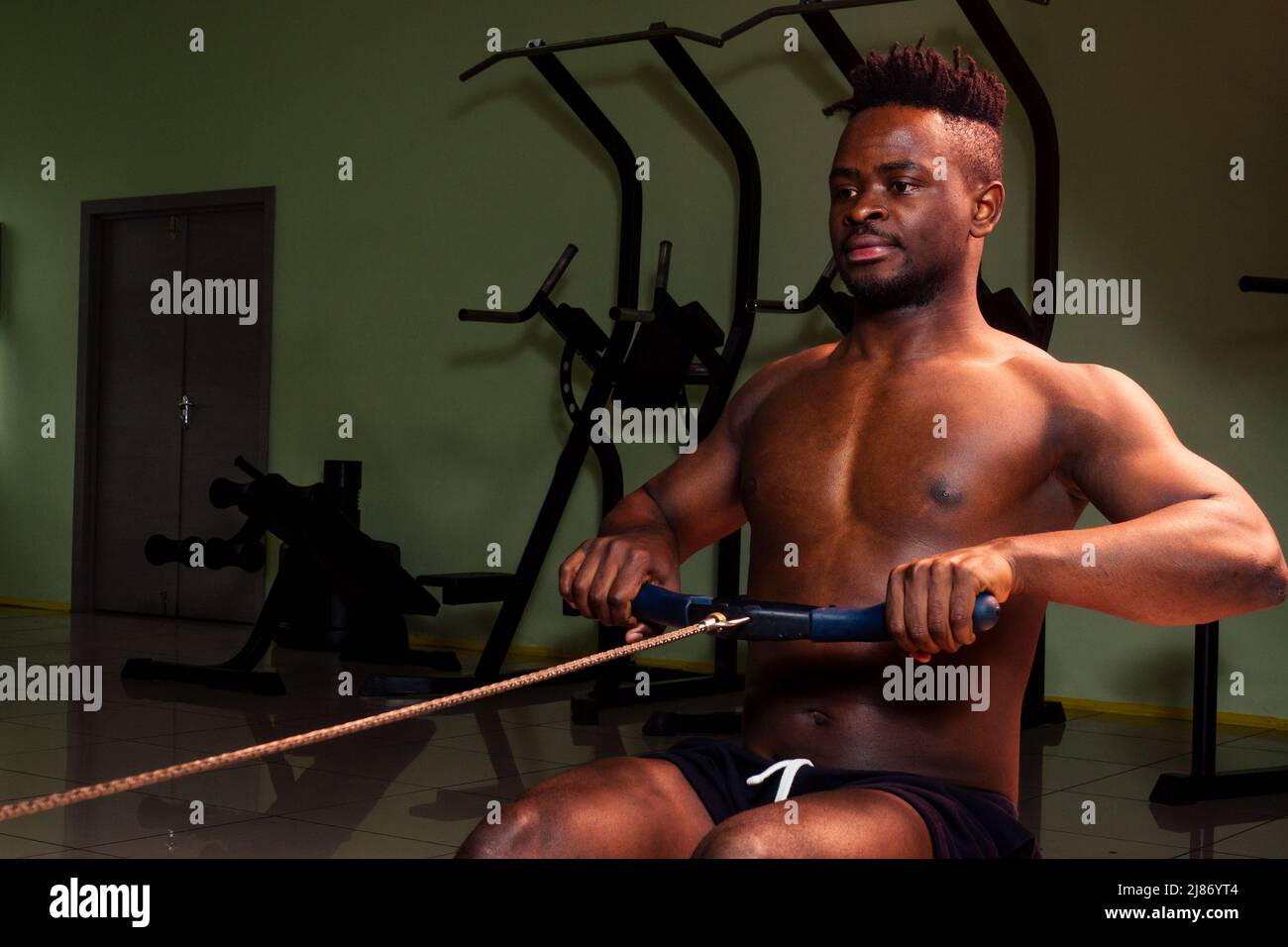 African american female bodybuilder hi-res stock photography and images ...