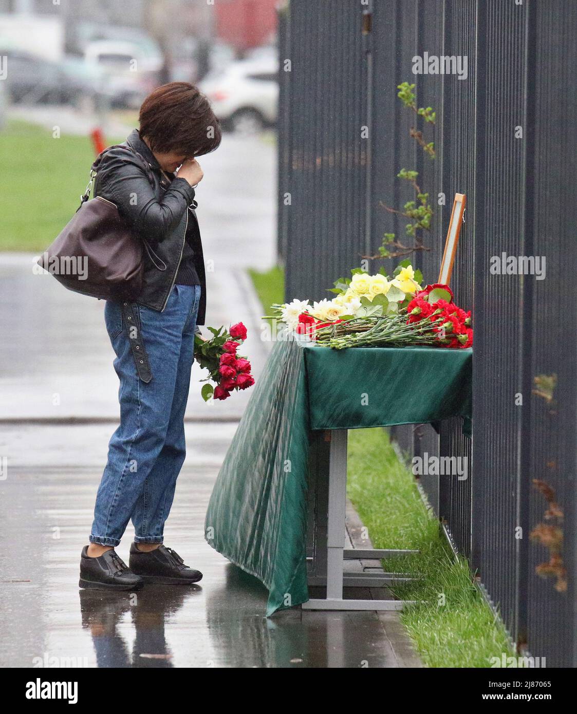 Memorial at the Kazan gymnasium No. 175 a year after the tragedy. On ...