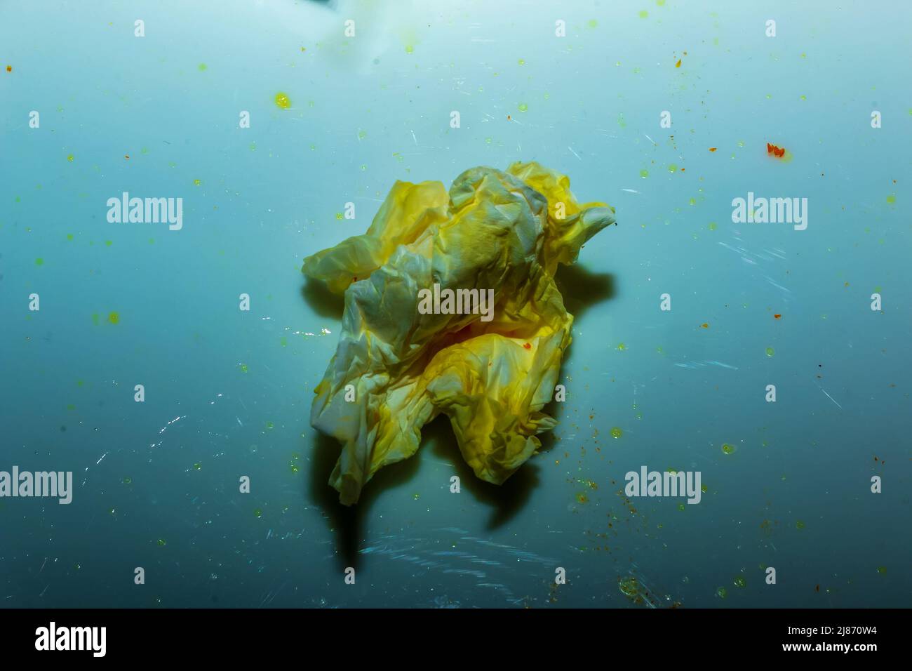Biodegradable trash. Dirty napkins in lemon juice Stock Photo - Alamy