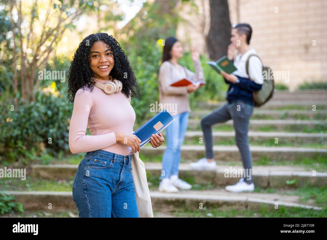 Black afro student students hi-res stock photography and images - Alamy