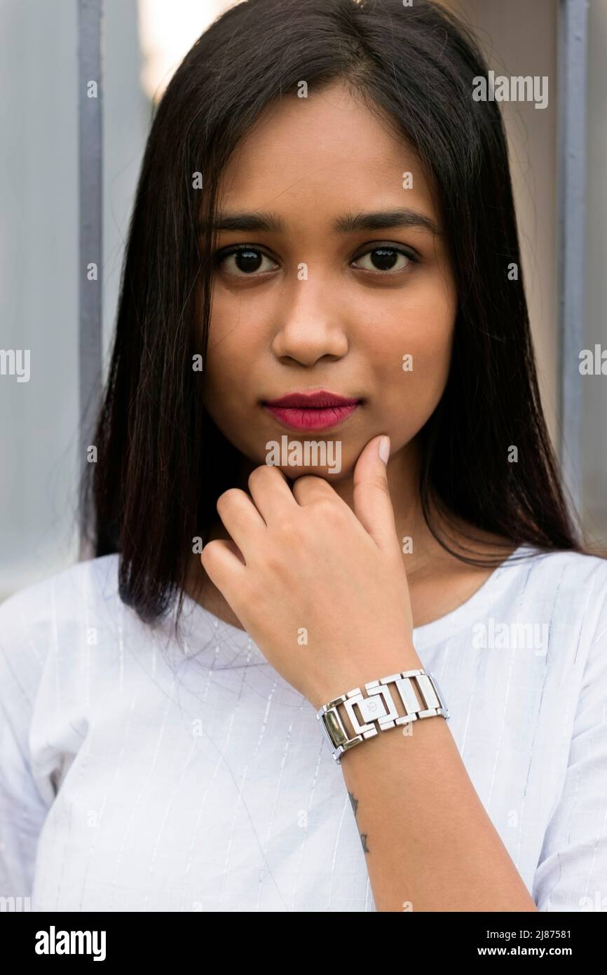 Lady looking at sign women female hi-res stock photography and images ...