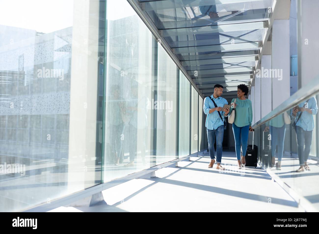 Walking talking business hi-res stock photography and images - Alamy
