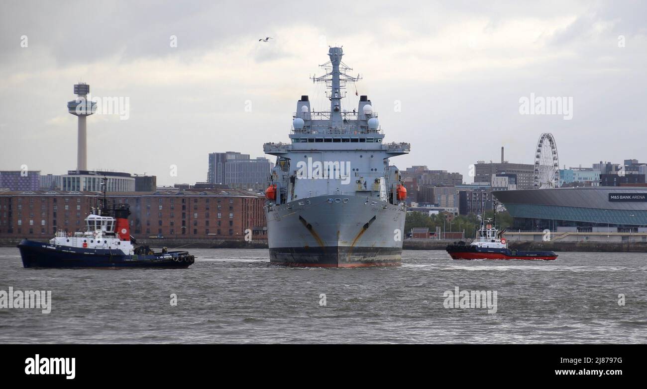 Cruise liners and Royal Navy on he Mersey Stock Photo - Alamy
