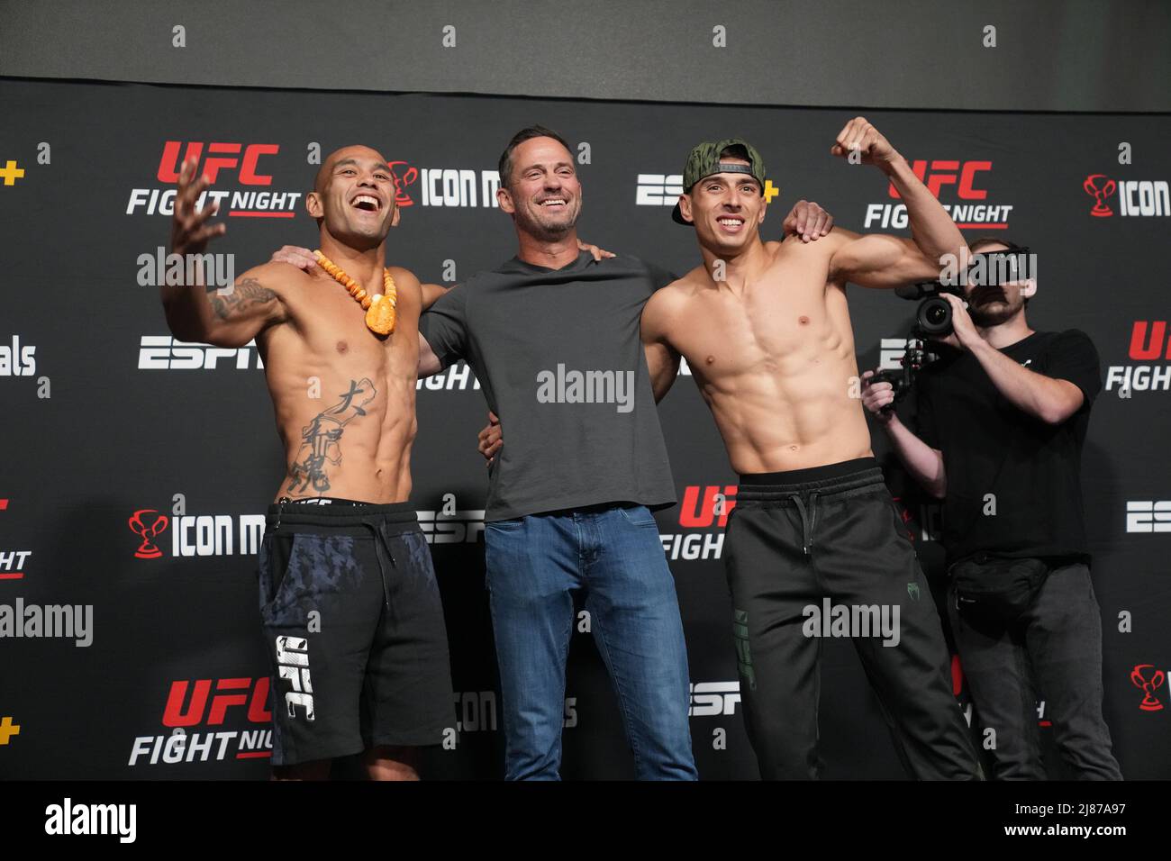 Las Vegas, USA. 13th May, 2022. LAS VEGAS, NV - May 13: Jake Hadley (L ...