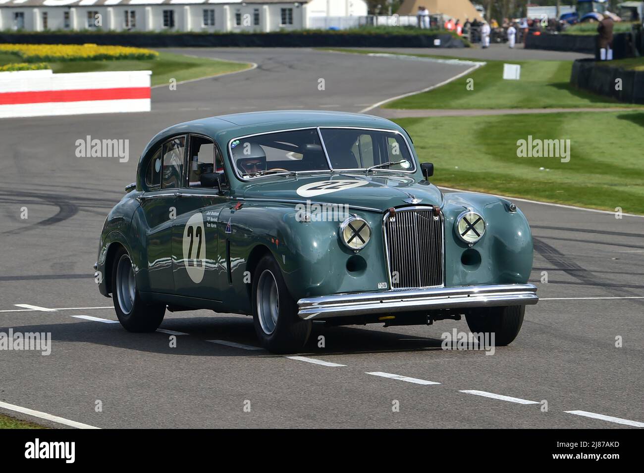 Tom Harris, Jaguar MKVII, Sopwith Cup, This was a twenty minute race ...