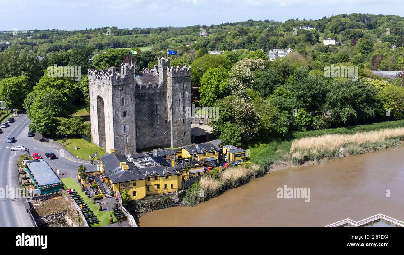 Bunratty Castle in County Limerick, View of the castle and surrounding ...