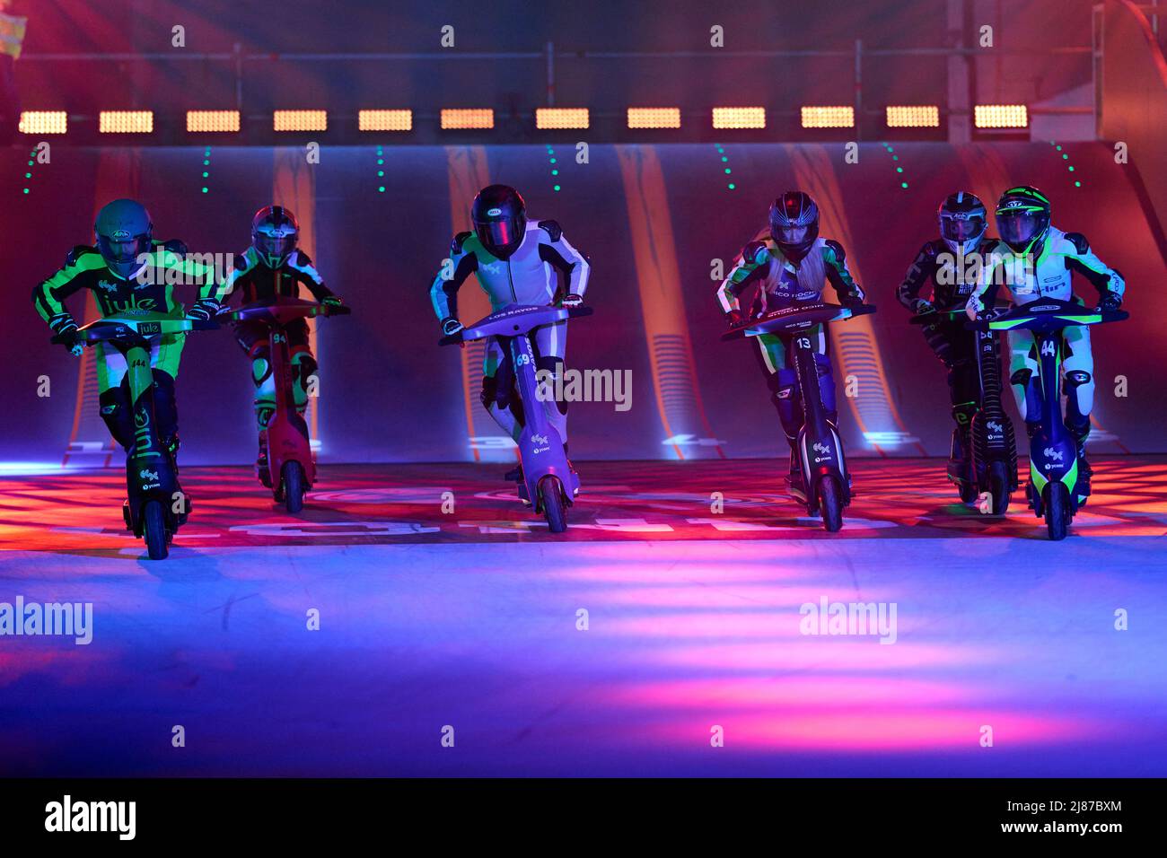 Elise Christie, Nico Roche racing (fourth lane) during her heat of the ...