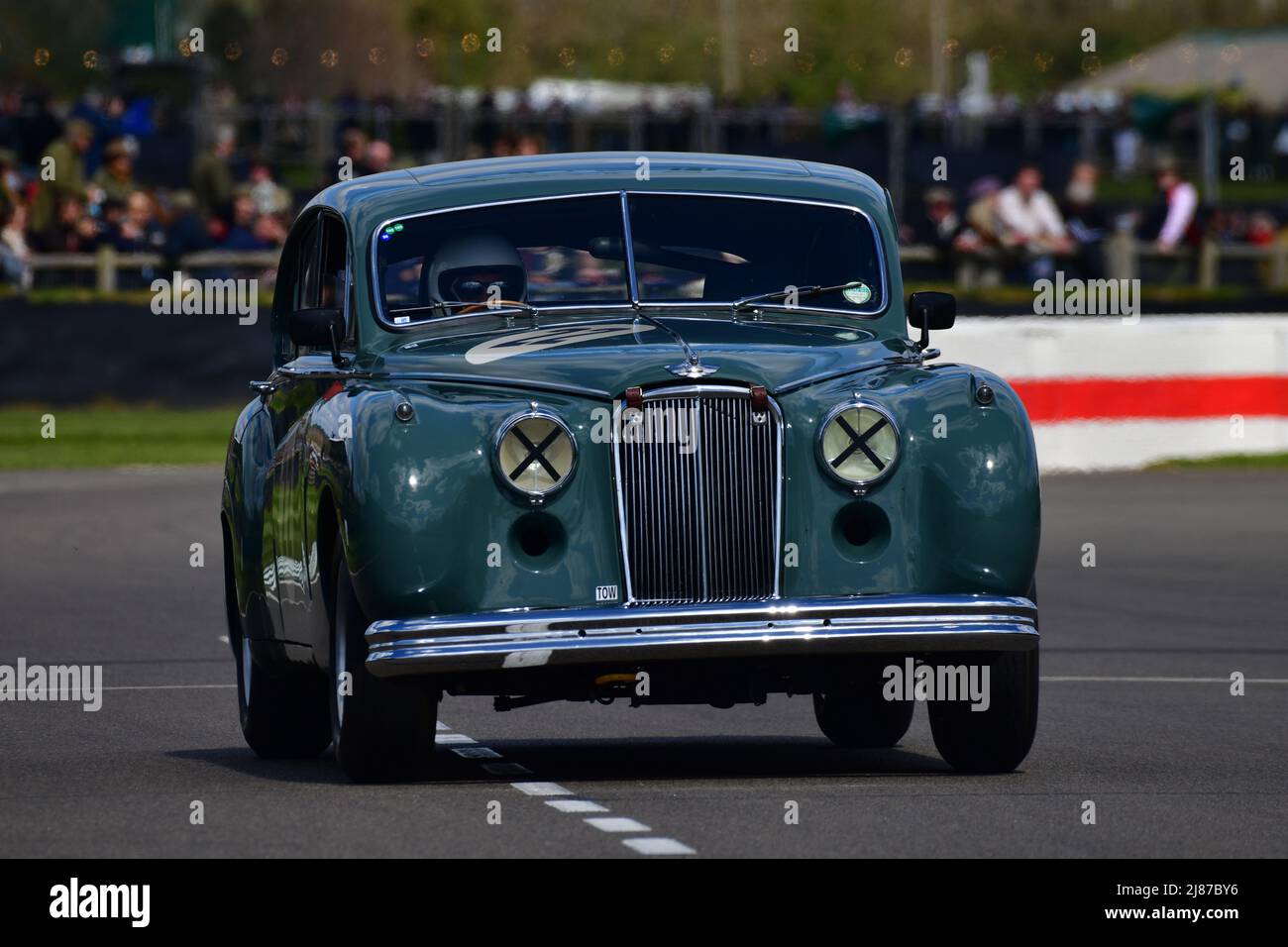 Tom Harris, Jaguar MKVII, Sopwith Cup, This was a twenty minute race ...