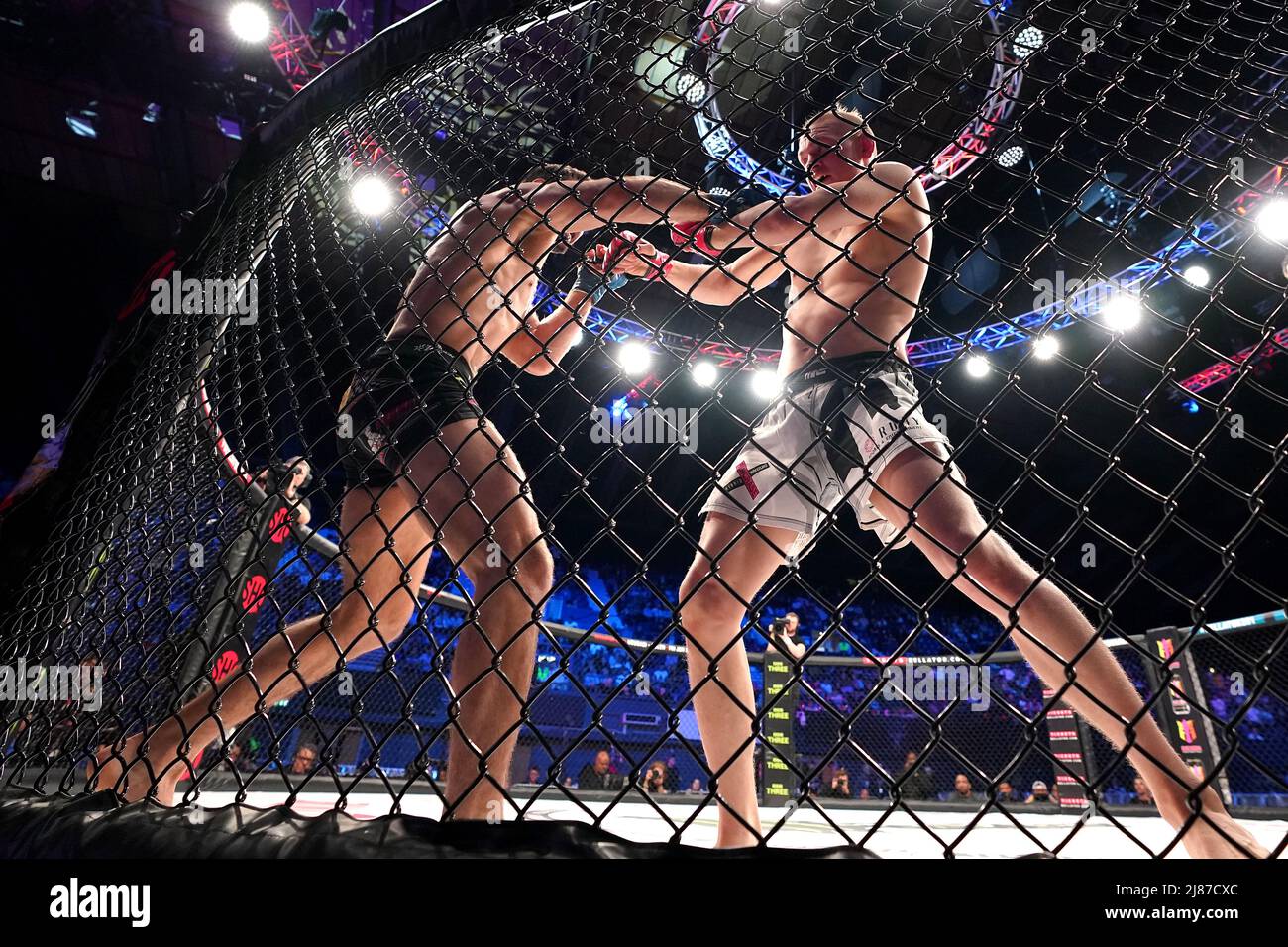 Mark Lemminger (left) and Oliver Enkamp in action during the ...