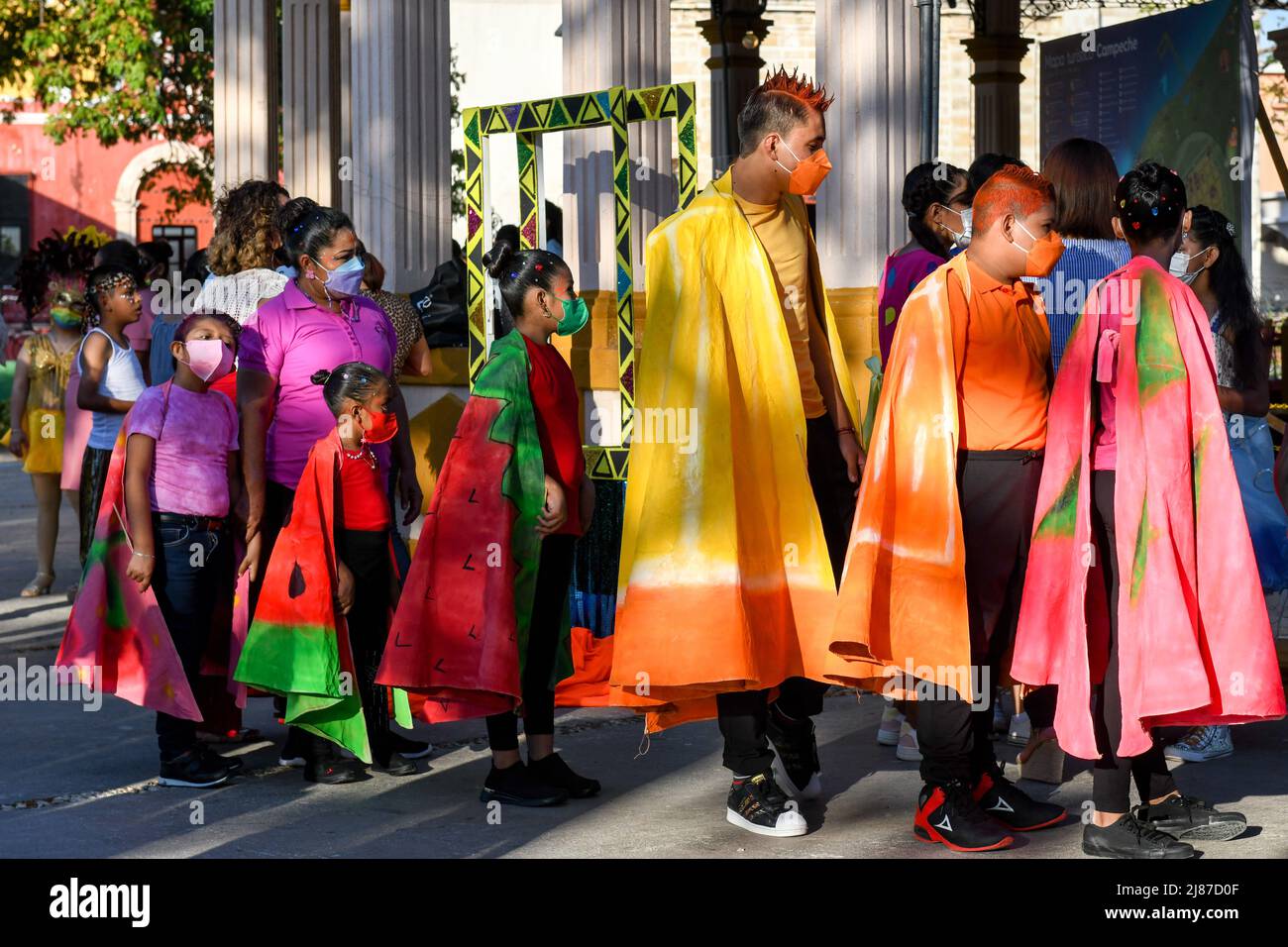 Children getting ready to go on stage on the Main Plaza, Campeche ...