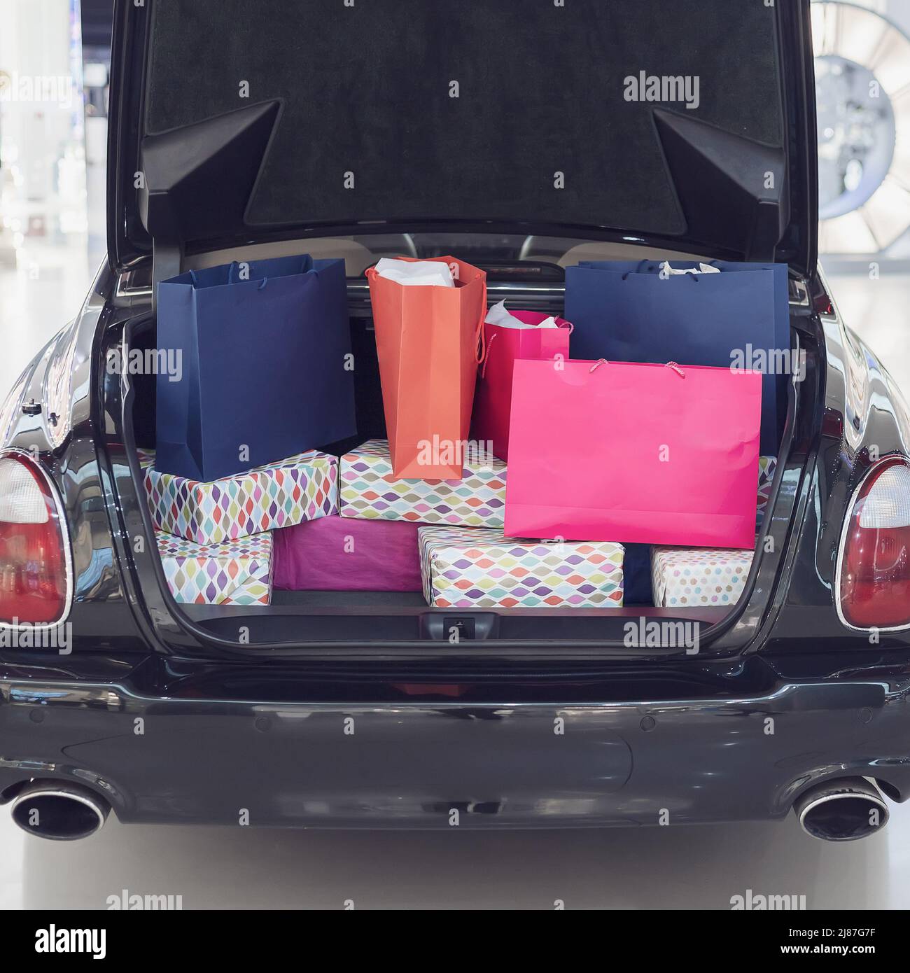 Car filled inside hi-res stock photography and images - Alamy