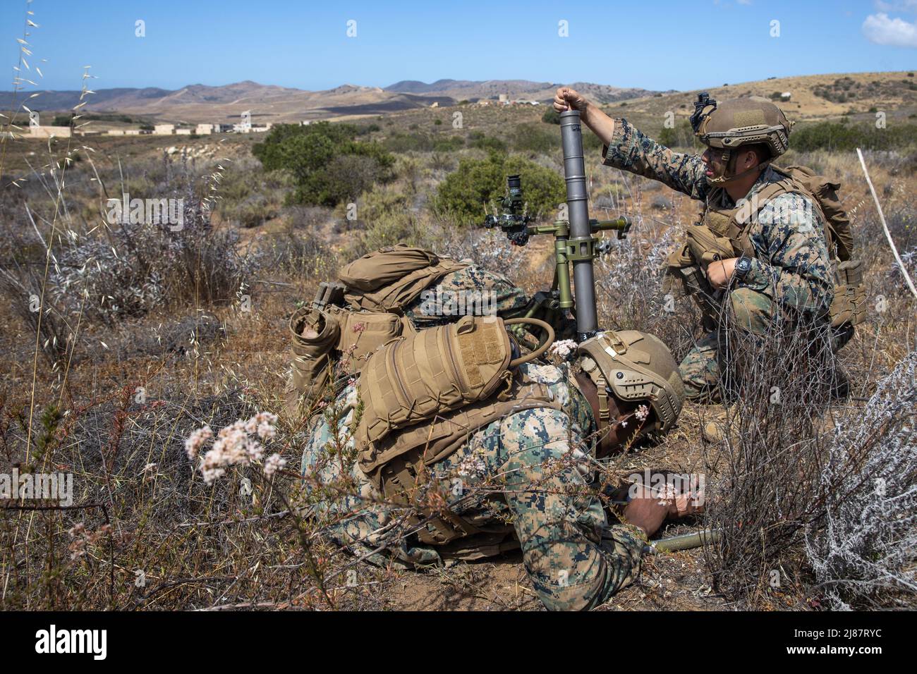 60mm mortar system hi-res stock photography and images - Alamy