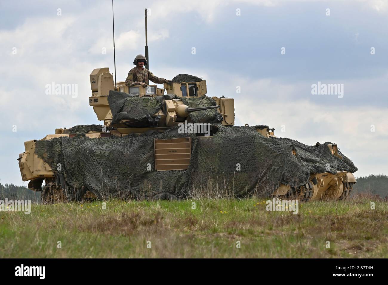 Platoon leader in an infantry regiment hi-res stock photography and ...