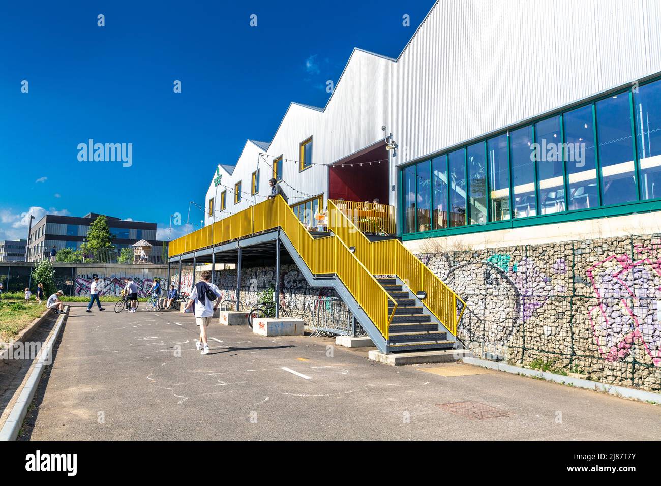 Hackney Bridge co-working space, retail complex and street food market ...