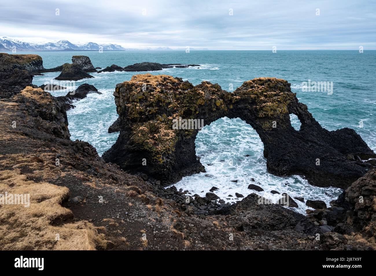 Gatklettur arch iceland hi-res stock photography and images - Alamy