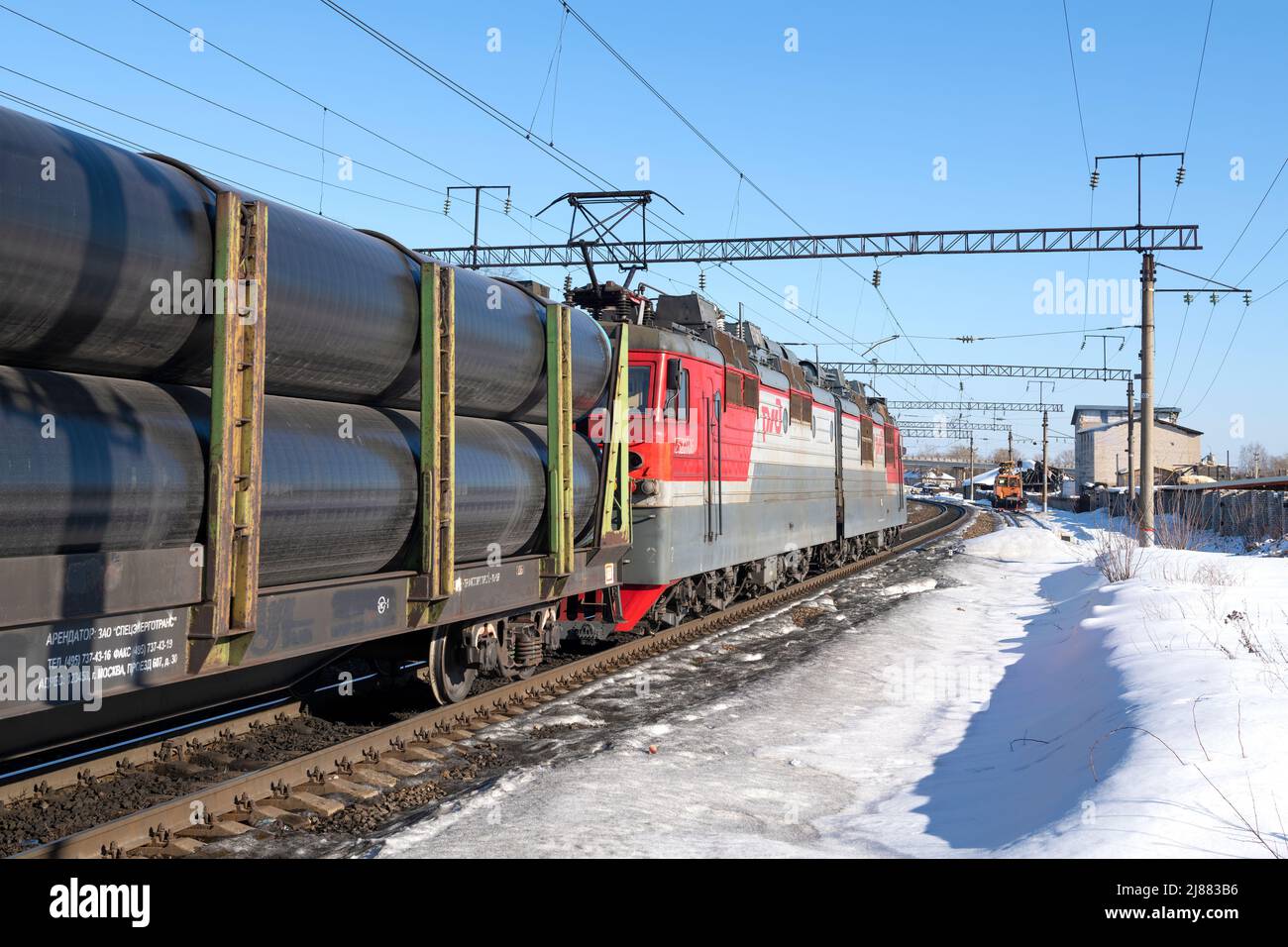 SHARYA, RUSSIA - MARCH 18, 2022: VL80S electric locomotive with a ...