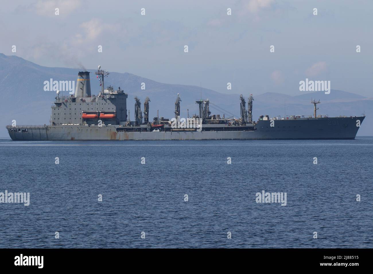 USNS Patuxent (T-AO-201), a Henry J. Kaiser-class replenishment oiler ...