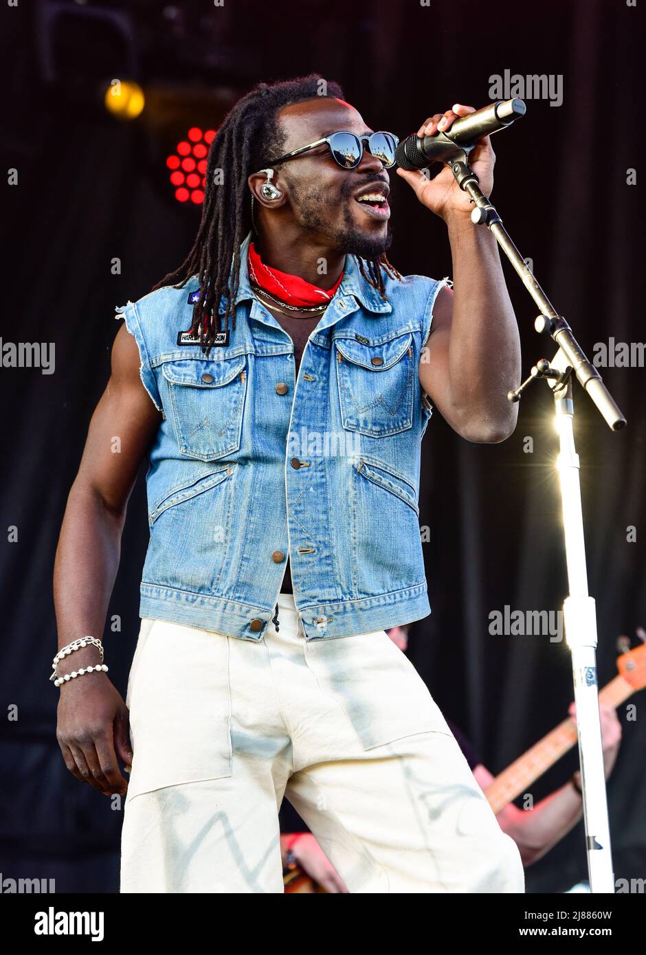 Black pumas band hi-res stock photography and images - Alamy