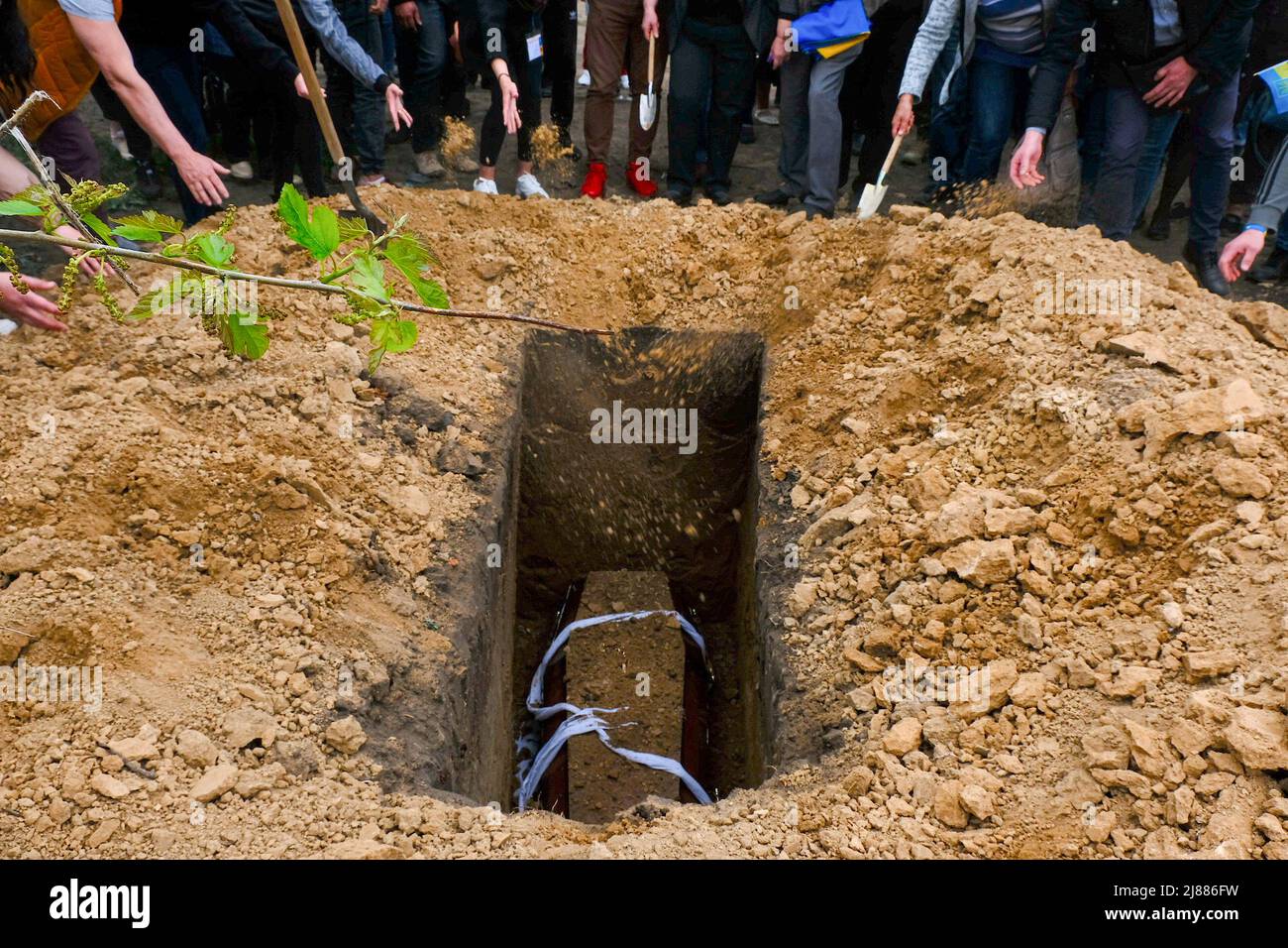 War conflict military coffin hi-res stock photography and images - Alamy