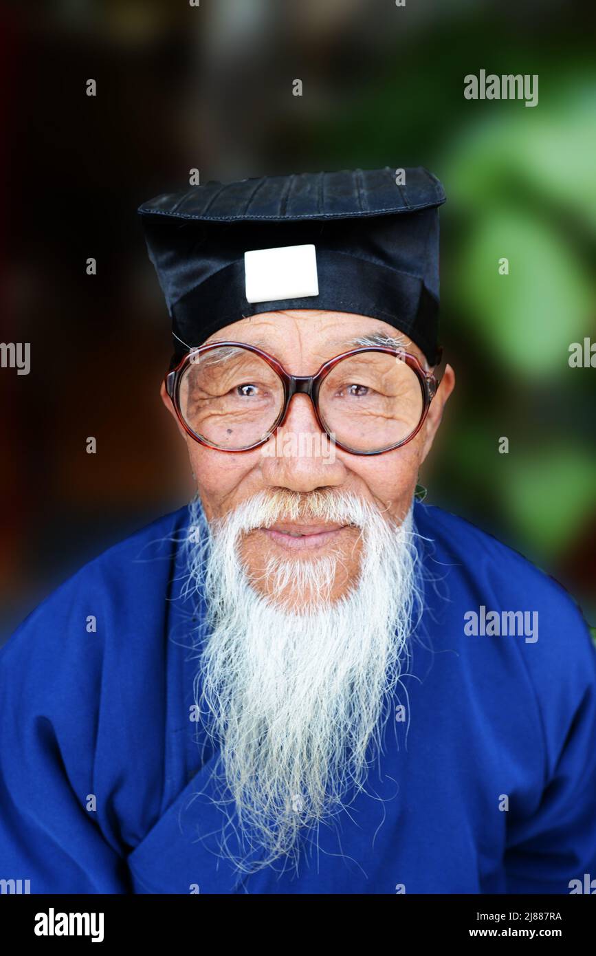 Portrait of a Taoist priest taken in Beijing, China Stock Photo - Alamy