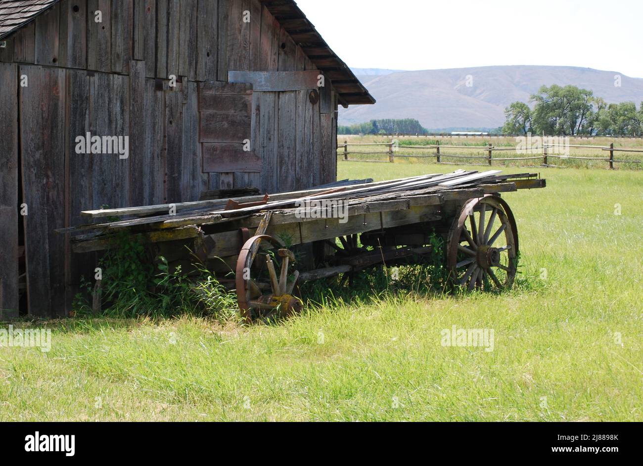 Old Wagon at the Historic Farm and Homestead at Olmstead Place State ...