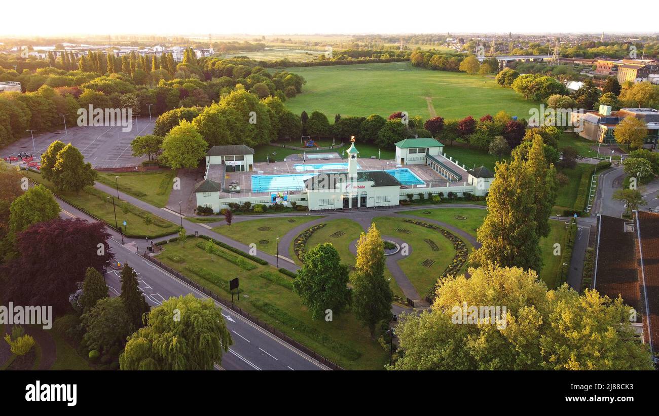 Peterborough, UK. 12th May, 2022. Peterborough Lido, with the ...