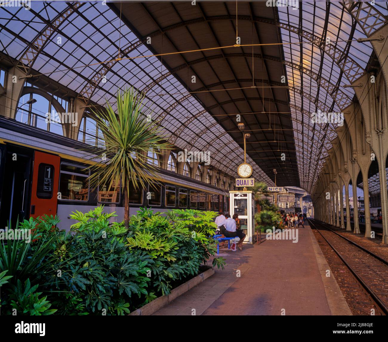 Nice-Ville railway station Stock Photo - Alamy